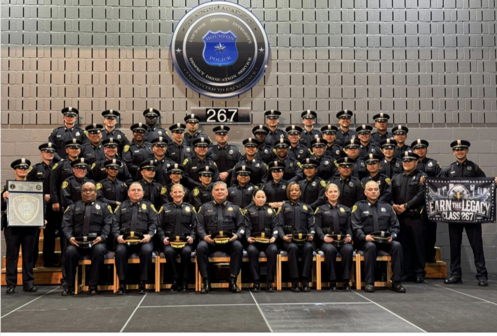 Police Chief J. Noe Diaz Welcome 41 women and men - Grizzy's Hood News